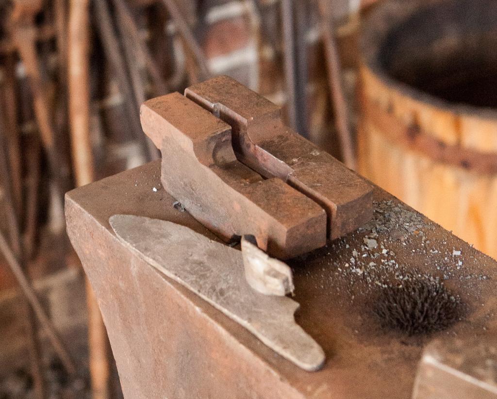 Handmade Colonial English Flintlock - Mark Elliott